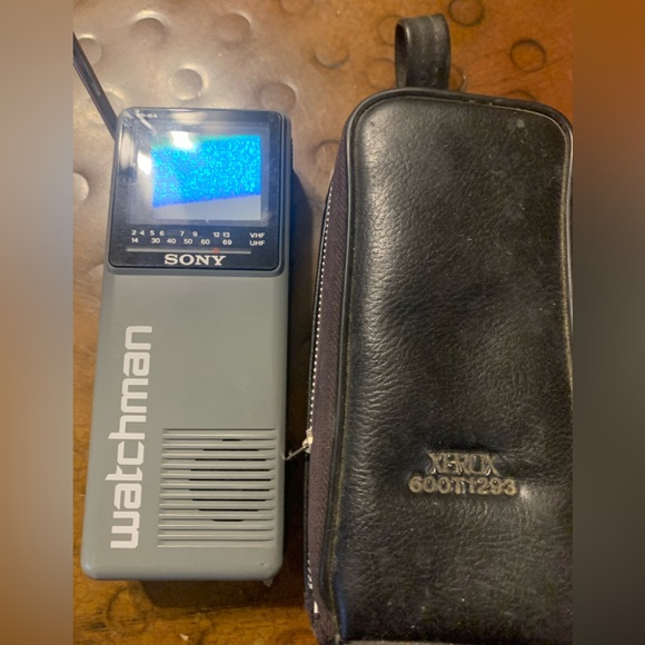 Sony | Portable Audio & Video | Vintage Sony Watchman Model Fda Tv ...